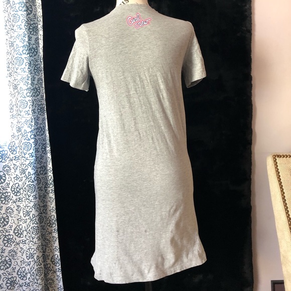 H&M | Intimates & Sleepwear | Hm Divided Lips Girl Crew | Poshmark